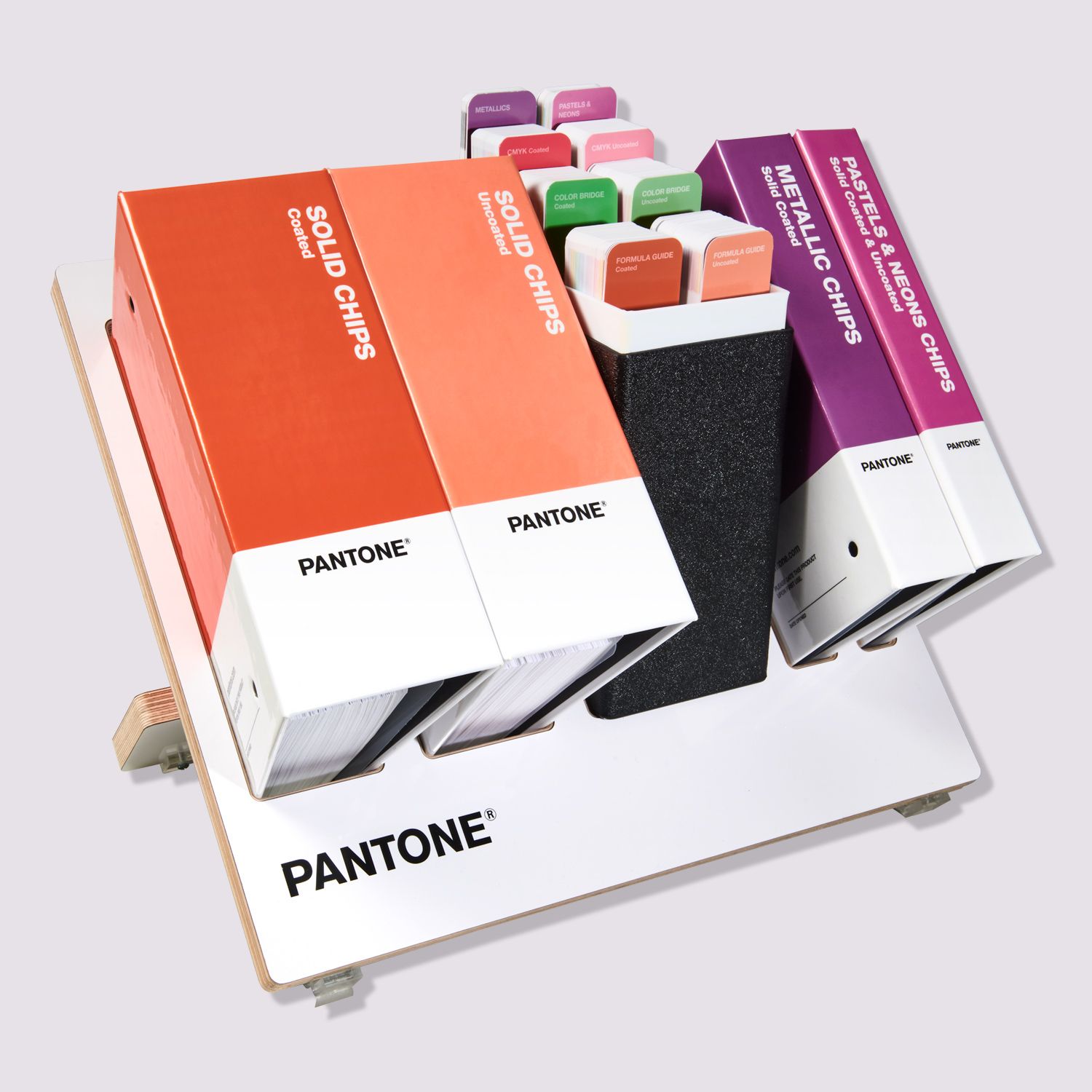 PANTONE 2028 C - Pantone色号库|Pantone潘通中国官网